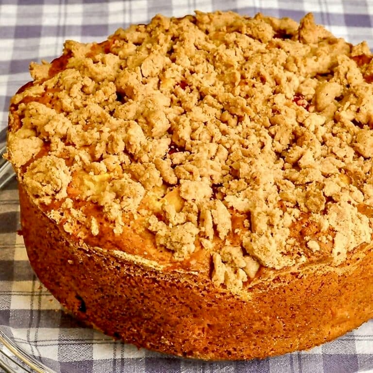 Strawberry Mango Crumb Cake - ideal for summer brunches.