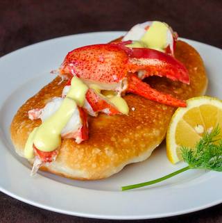 Touton Lobster Roll with Homemade Lemon Olive Oil Mayo
