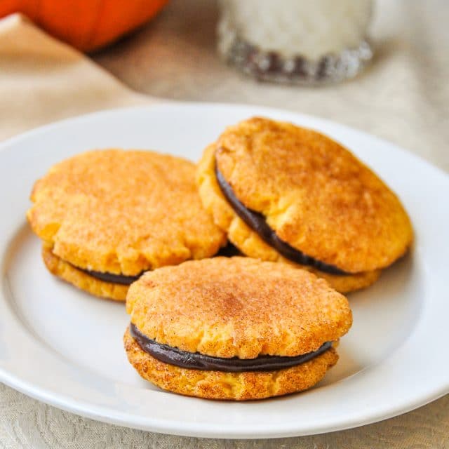 Soft Pumpkin Spice Cookies - a perfect autumn treat!