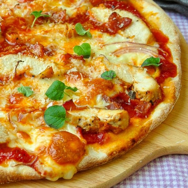 Crispy Thin Crust Barbecue Chicken Pizza - better than take-out!