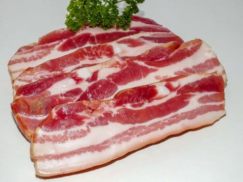 Homemade Bacon Recipe - low sodium & no preservatives.