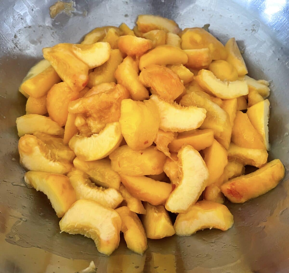 Perfect Peach Pie - a real highlight of summer baking!