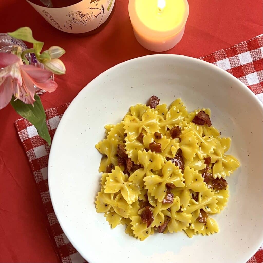 Top Tips for Perfect Carbonara . Using only 4 ingredients