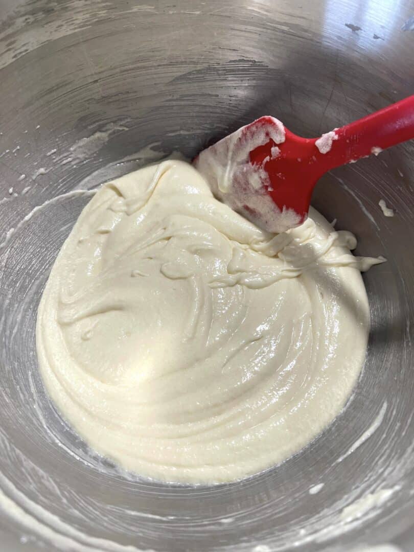 May West Cake. Based on a Canadian classic snack cake favorite! - Rock ...